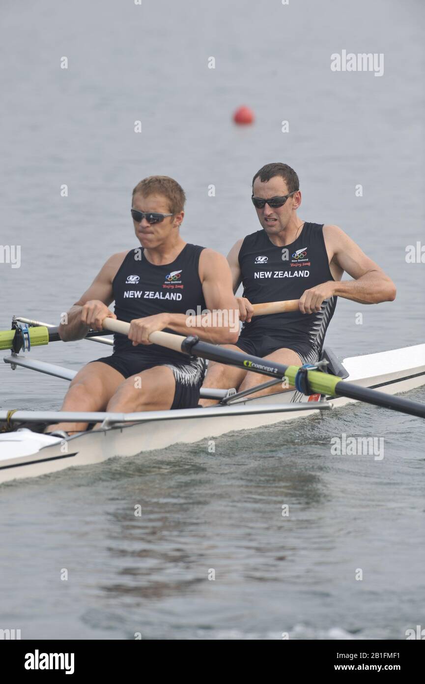 Nzl m2 bow hi-res stock photography and images - Alamy