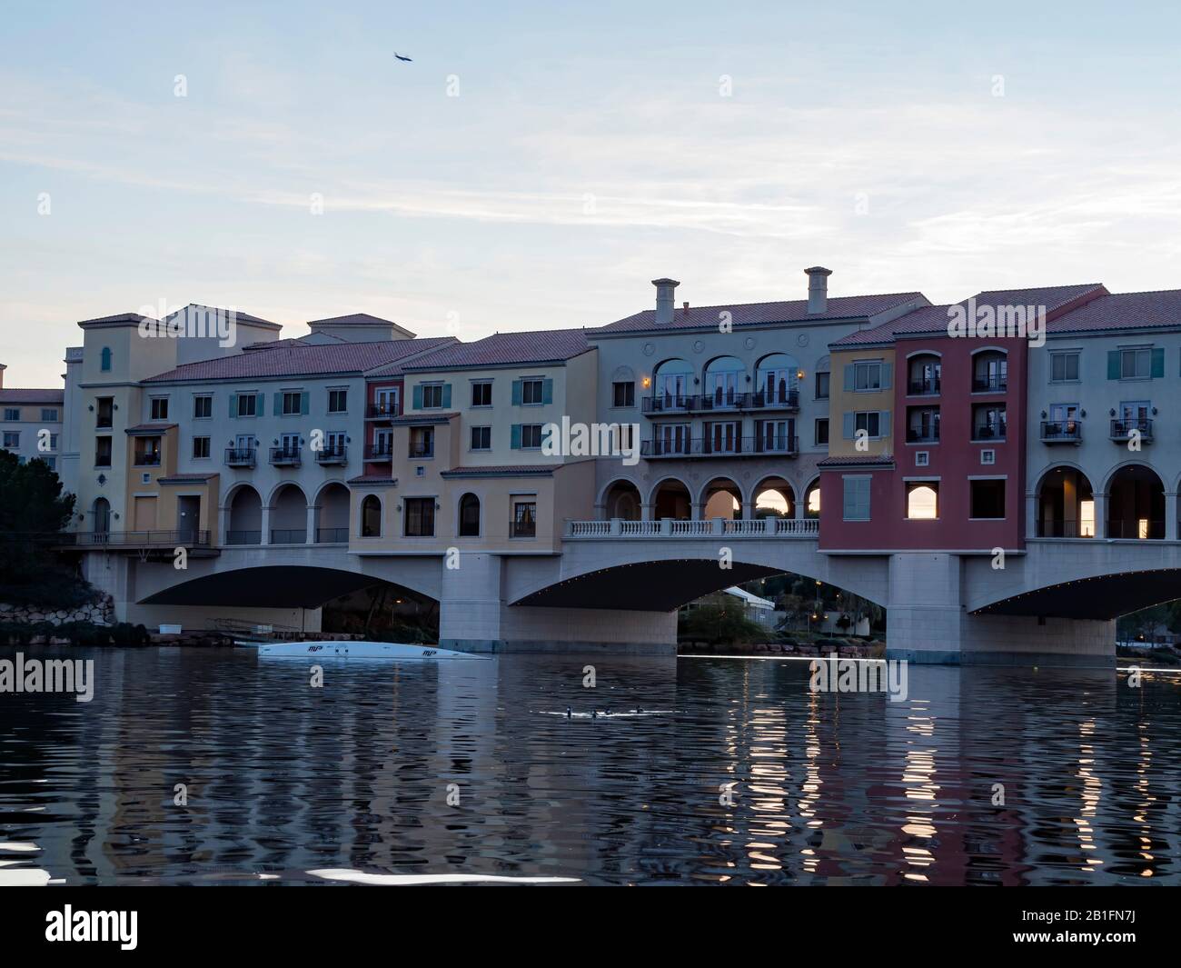 Sunset view of the beautiful buildings in Lake Las Vegas at Nevada ...