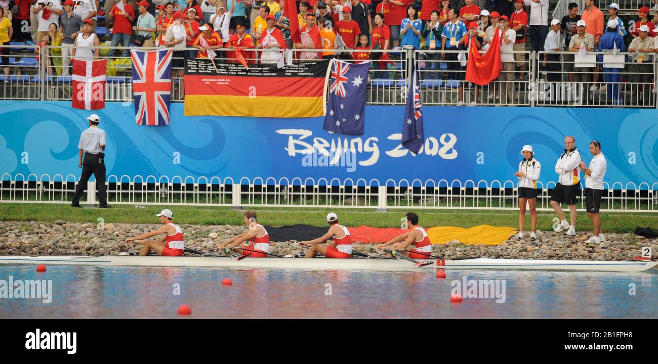 Beare jon hi-res stock photography and images - Alamy