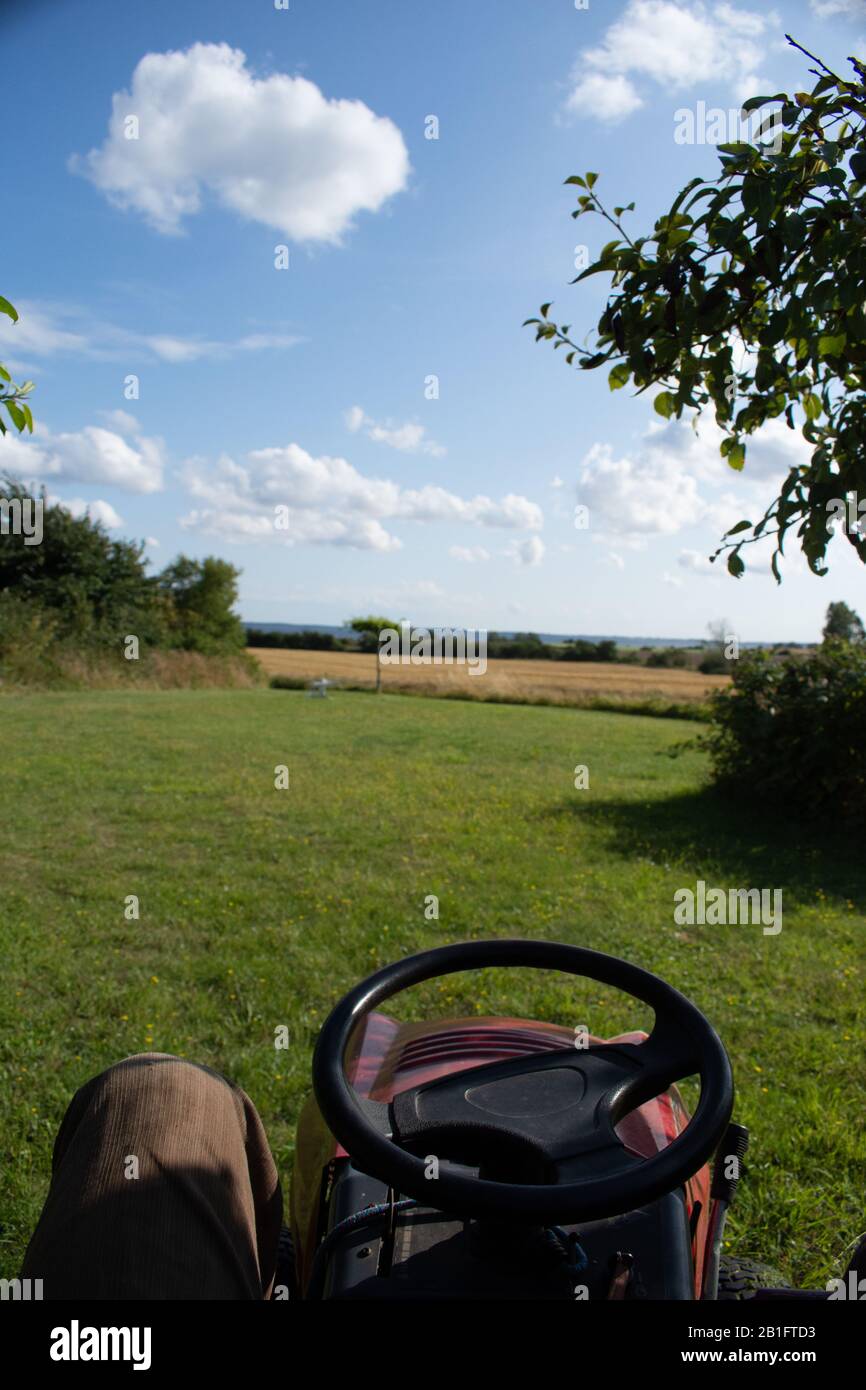 Driving pov hi-res stock photography and images - Alamy