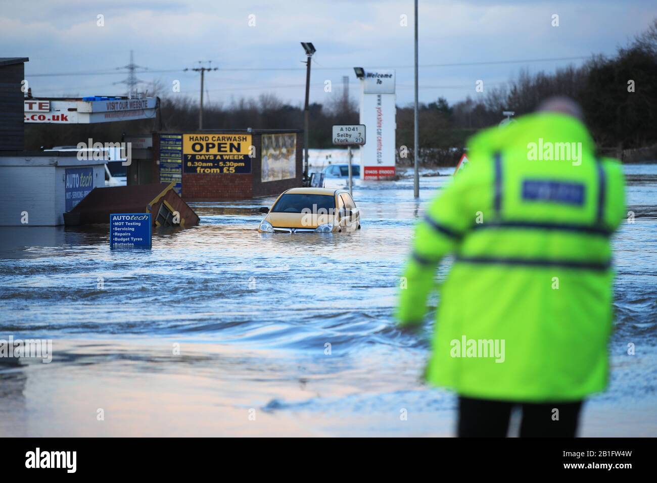 Flooding in the town of Snaith in East Yorkshire after the River Aire ...