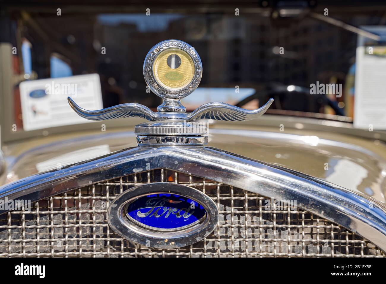 Mob car hi-res stock photography and images - Alamy