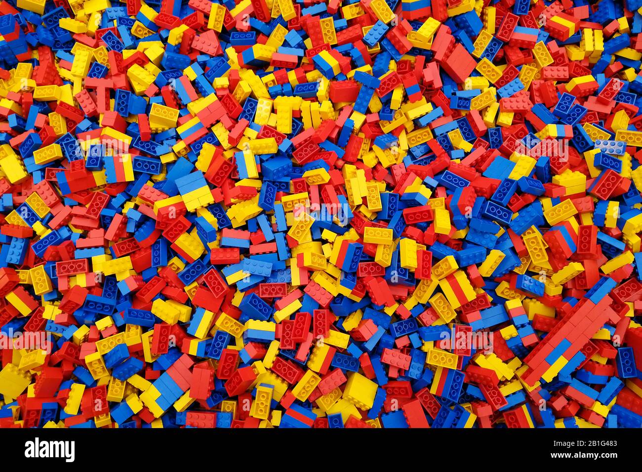 Lego brick cube bricks cubes hi-res stock photography and images - Alamy