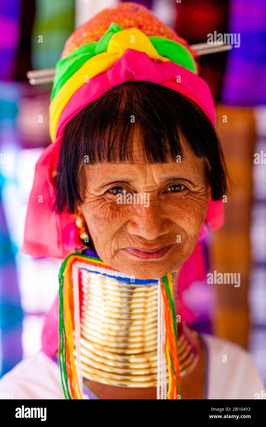 Mature women long neck women hi-res stock photography and images - Alamy