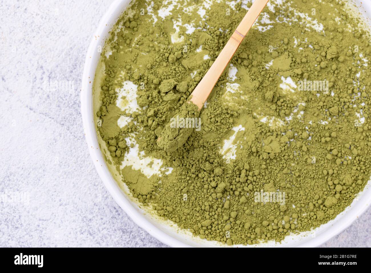 Japanese matcha green tea powder Stock Photo - Alamy