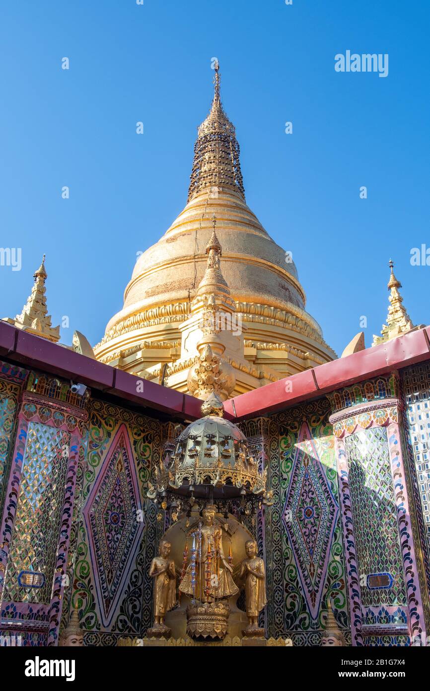 Golden pagoda on mandalay hill hi-res stock photography and images - Alamy
