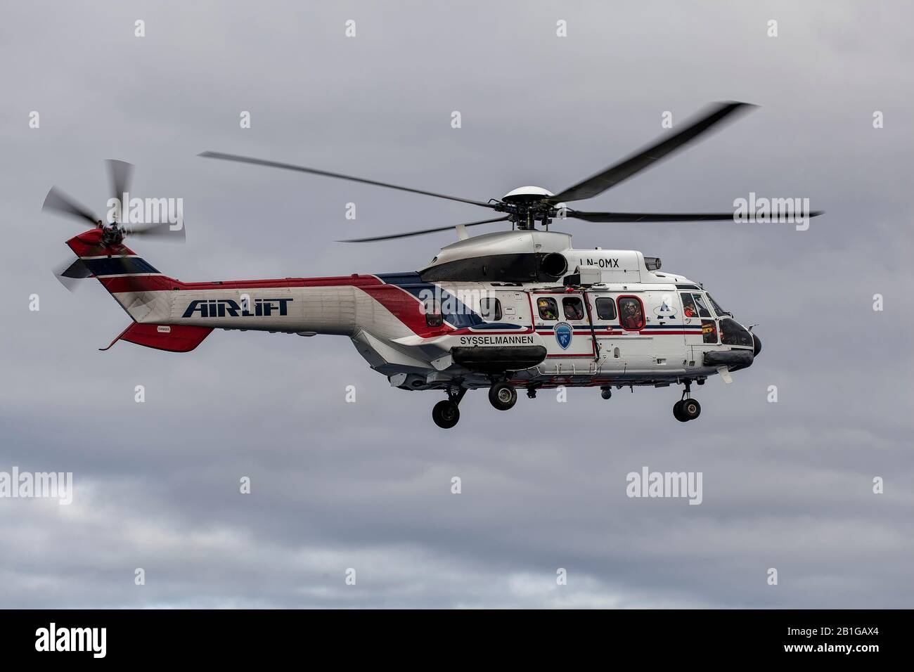 Arctic Ocean helicopter rescue off Spitsbergen Stock Photo - Alamy
