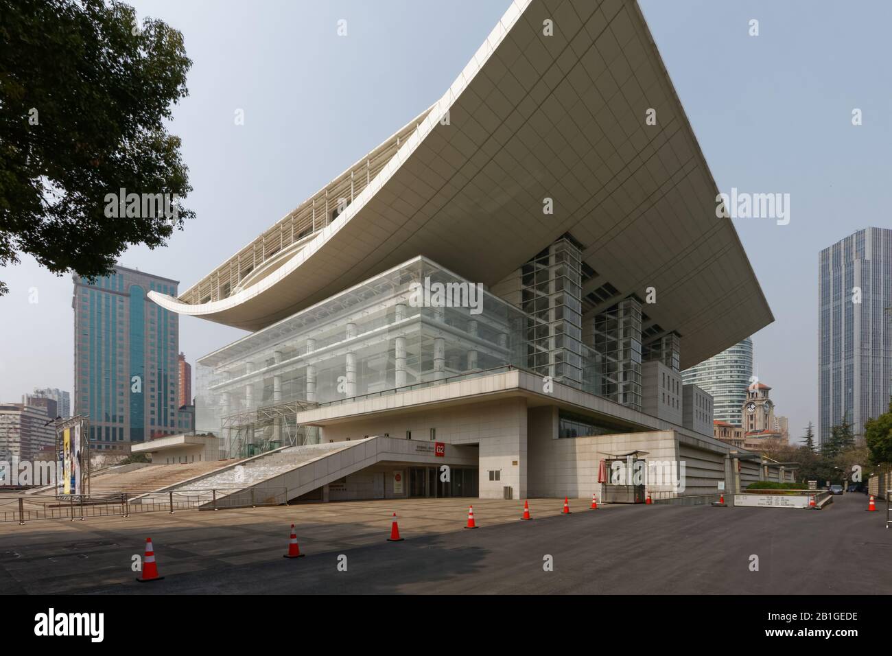 Heart of shanghai hi-res stock photography and images - Alamy