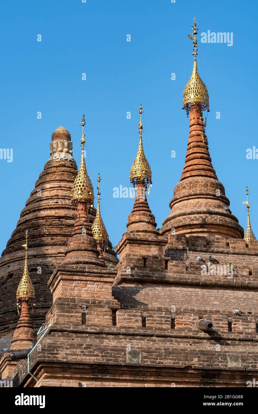Myazedi pagoda bagan hi-res stock photography and images - Alamy