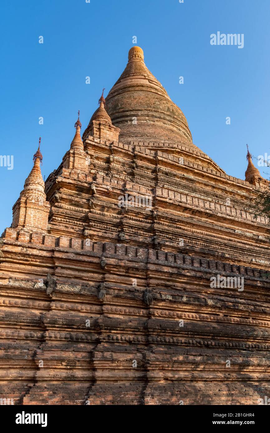 Soe min hi-res stock photography and images - Alamy