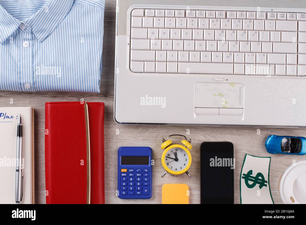 Scarlet shirt hi-res stock photography and images - Alamy