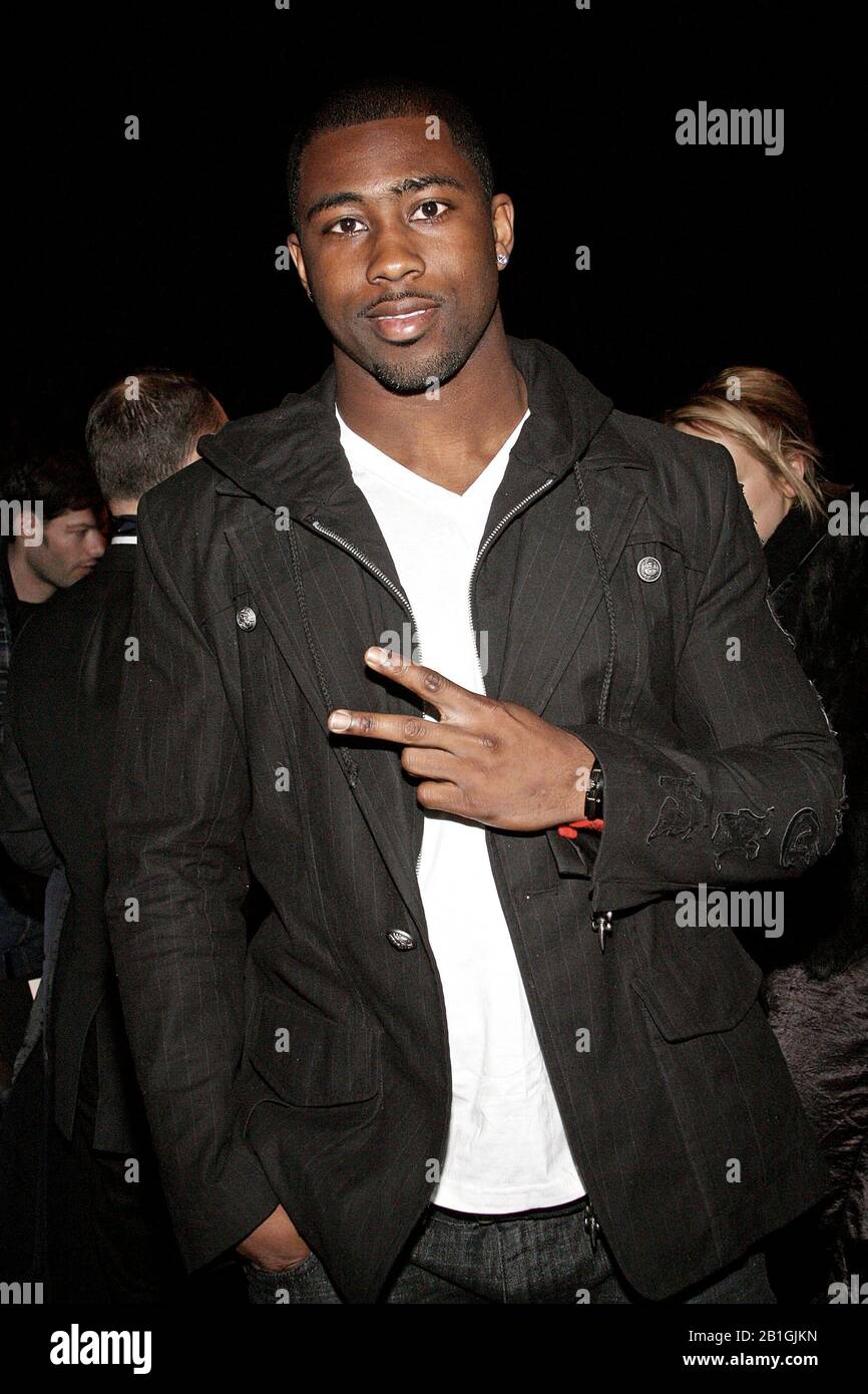 Ny jets pro football player hi-res stock photography and images - Alamy