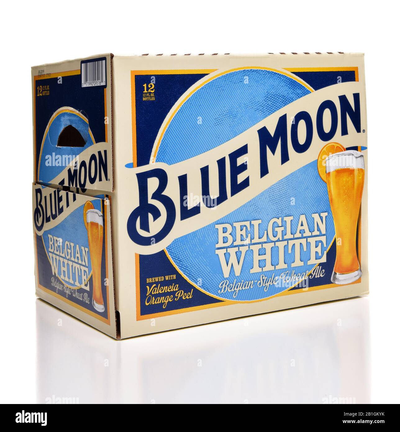 IRVINE, CALFORNIA - FEBRUARY 17, 2019: Blue Moon Belgian White Ale 12 ...