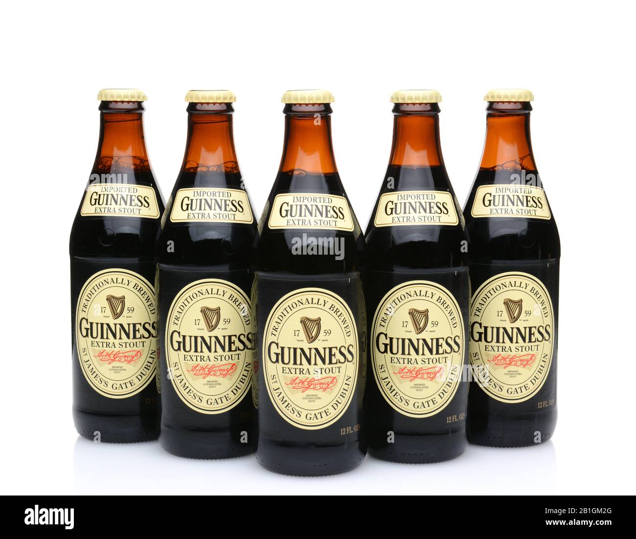 Yellow label guinness Cut Out Stock Images & Pictures - Alamy