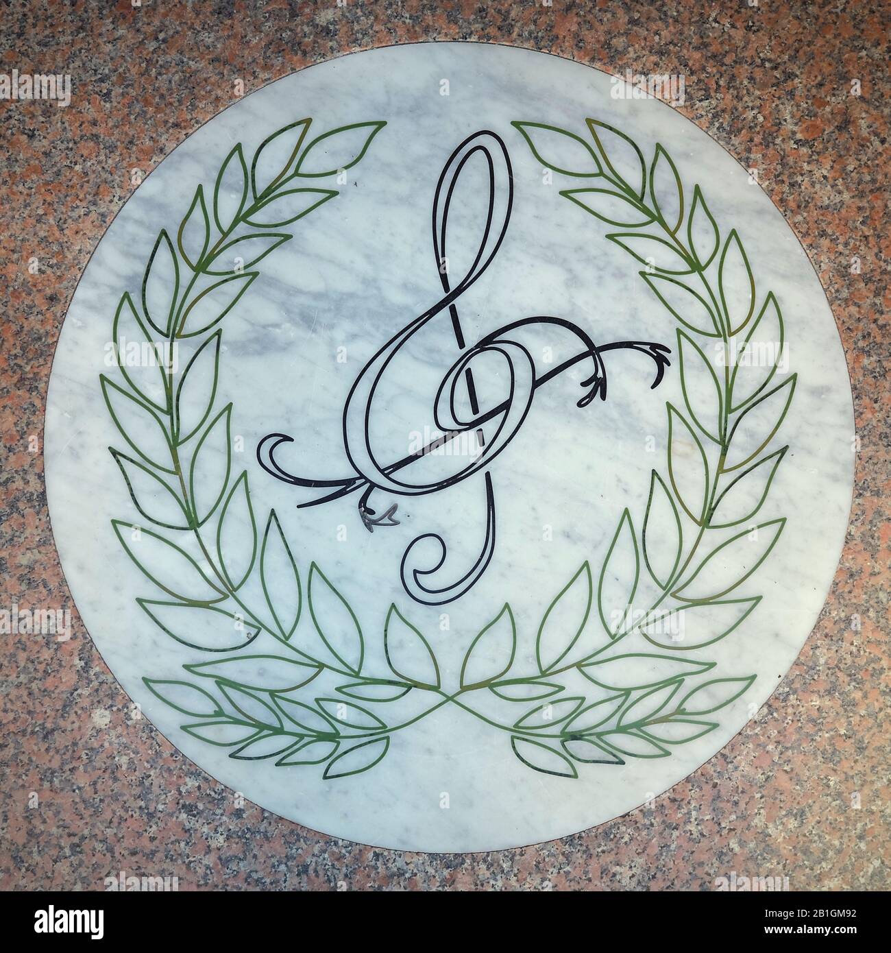 Treble clef hi-res stock photography and images - Alamy