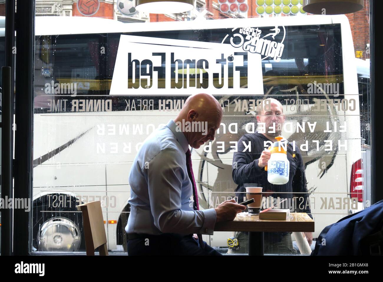 Advertising shop workers hi-res stock photography and images - Alamy