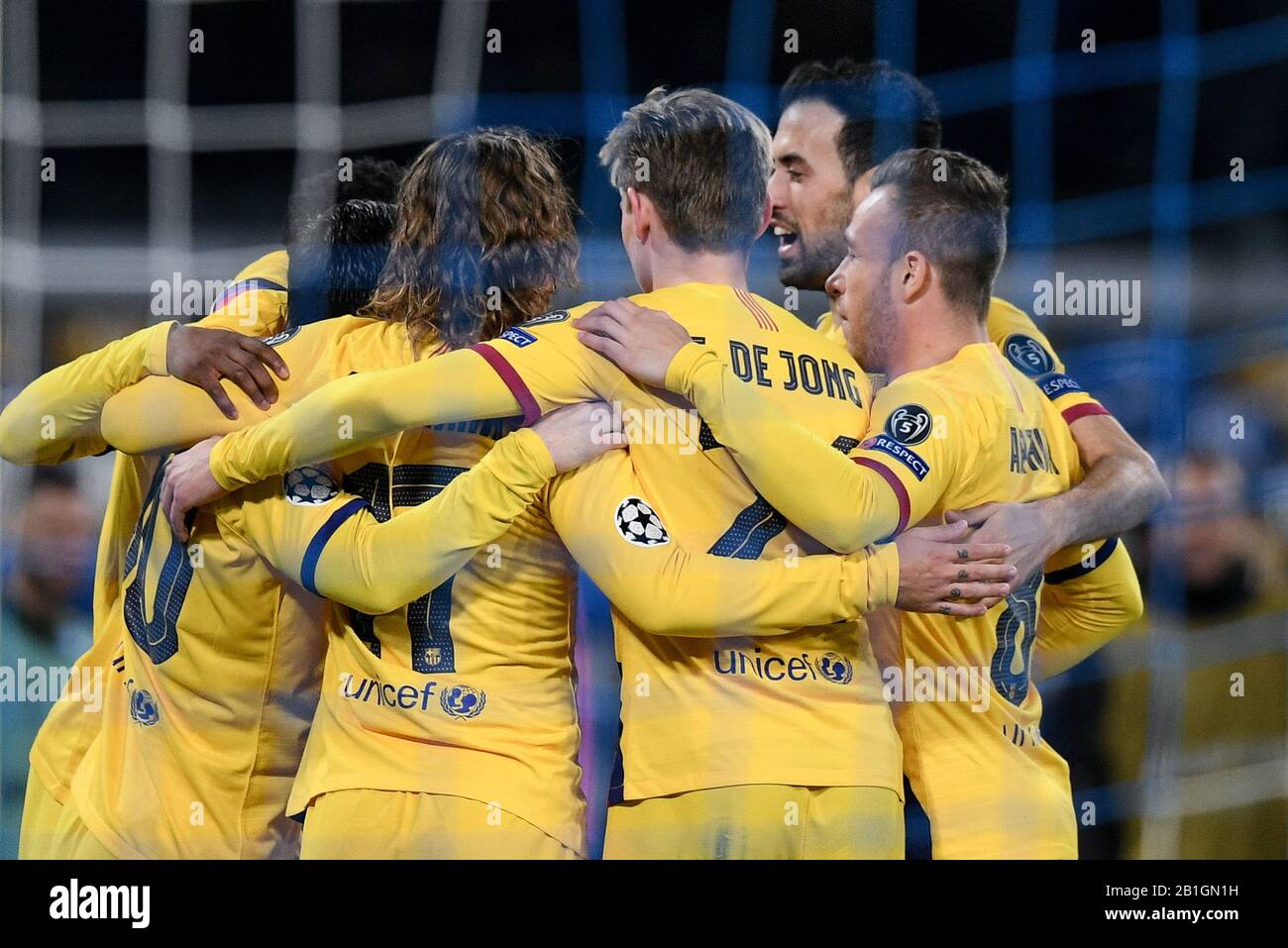 Lionel messi barcelona goal 2020 hi-res stock photography and images ...