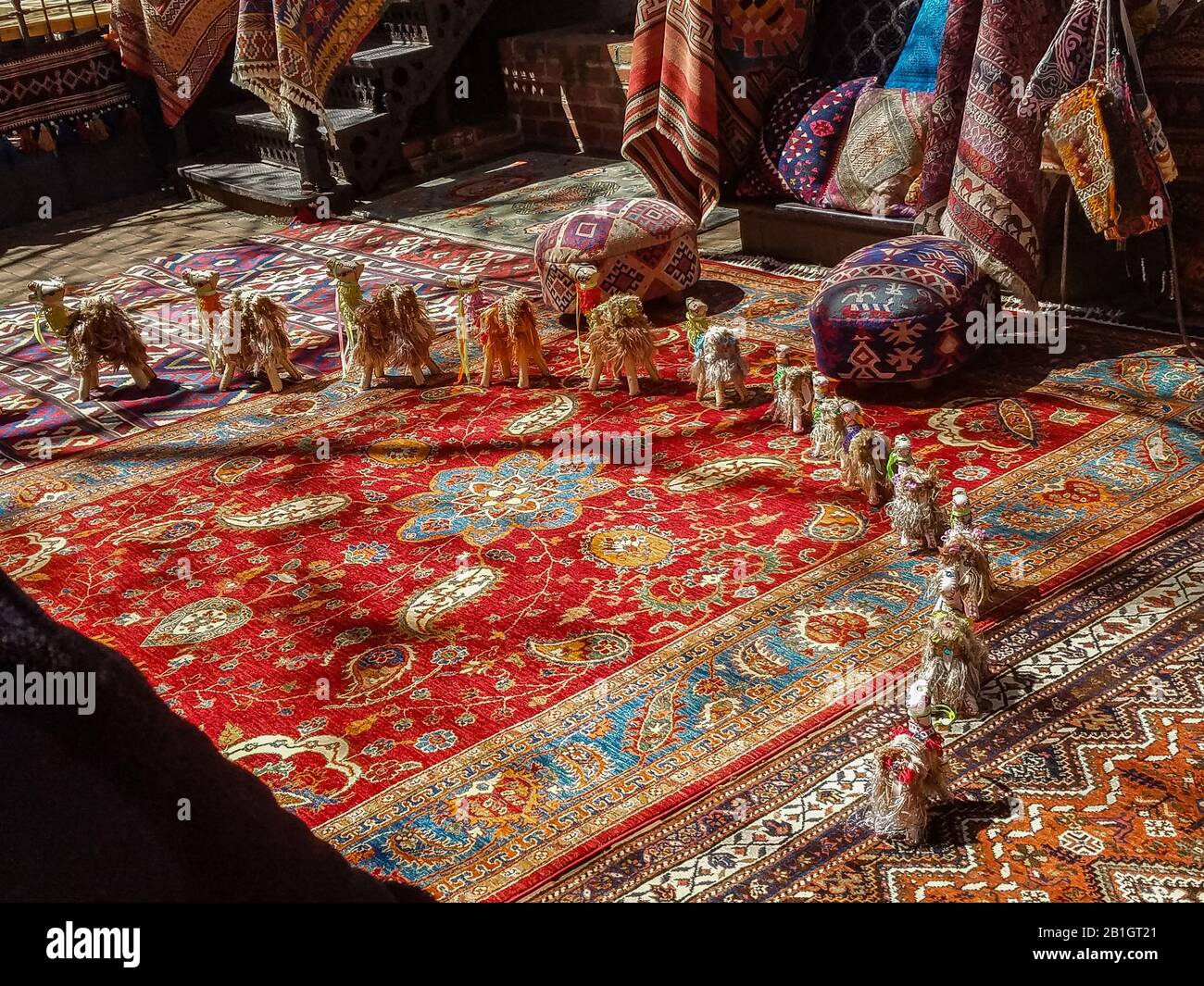 Persian rug pattern hi-res stock photography and images - Alamy