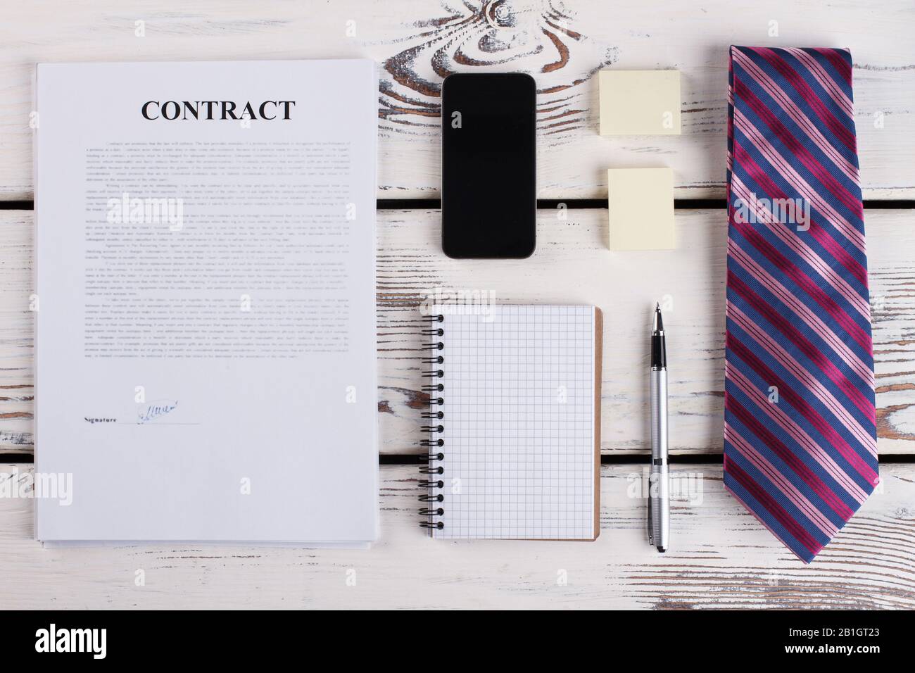 Pink contract hi-res stock photography and images - Alamy