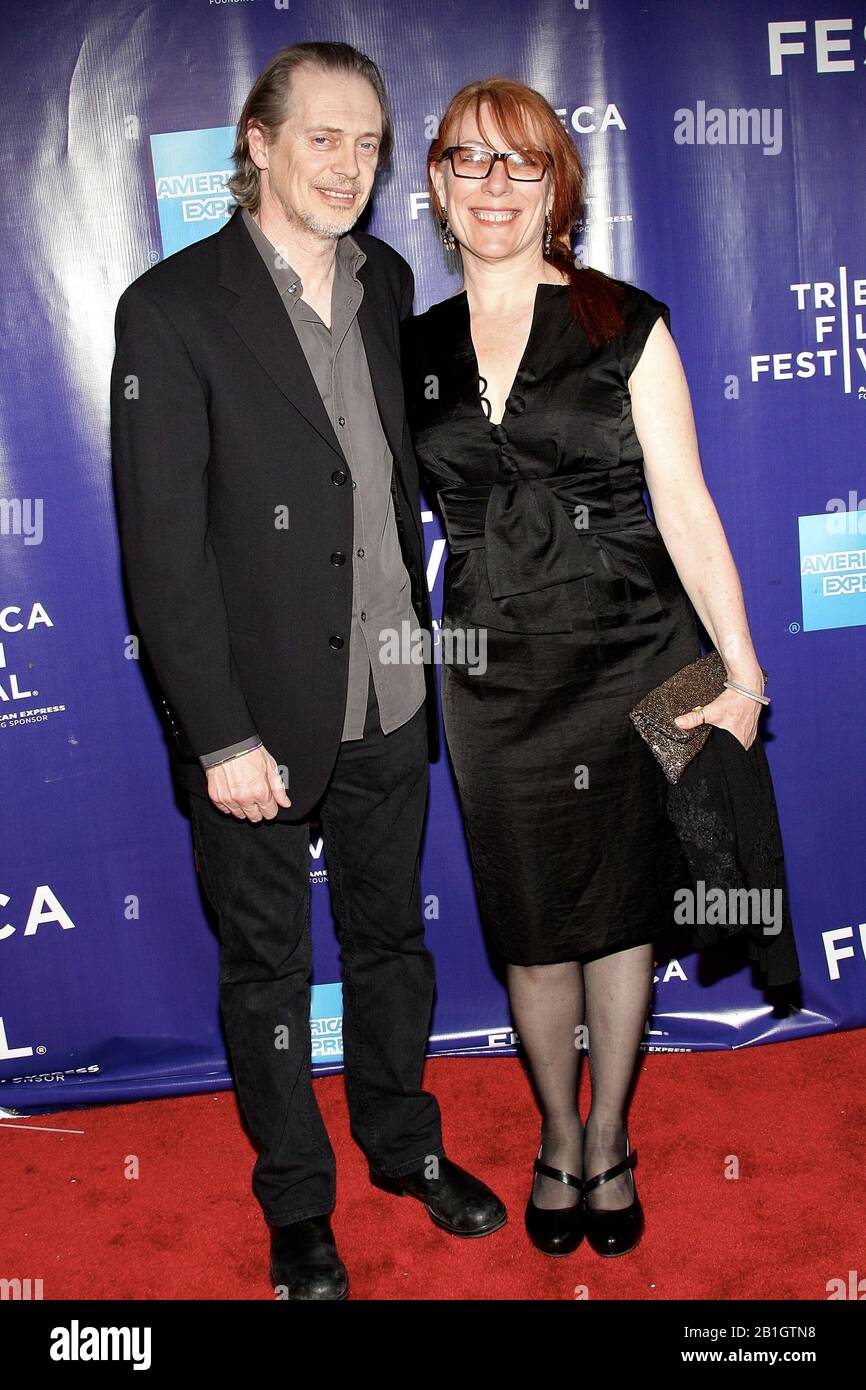 Steve buscemi new york premiere hi-res stock photography and images - Alamy