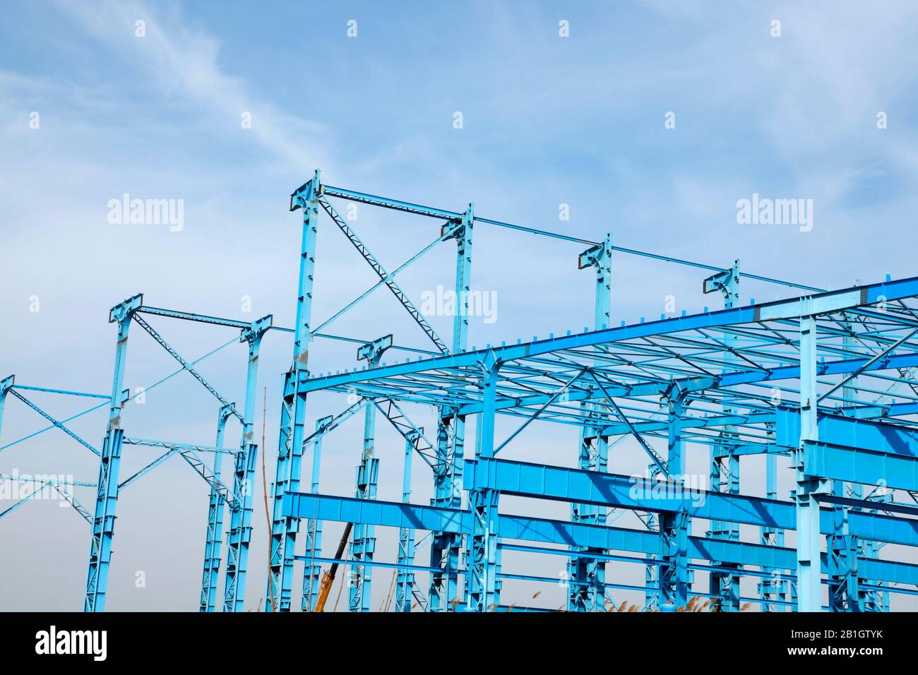The steel structure，under the blue sky white clouds, very beautiful ...