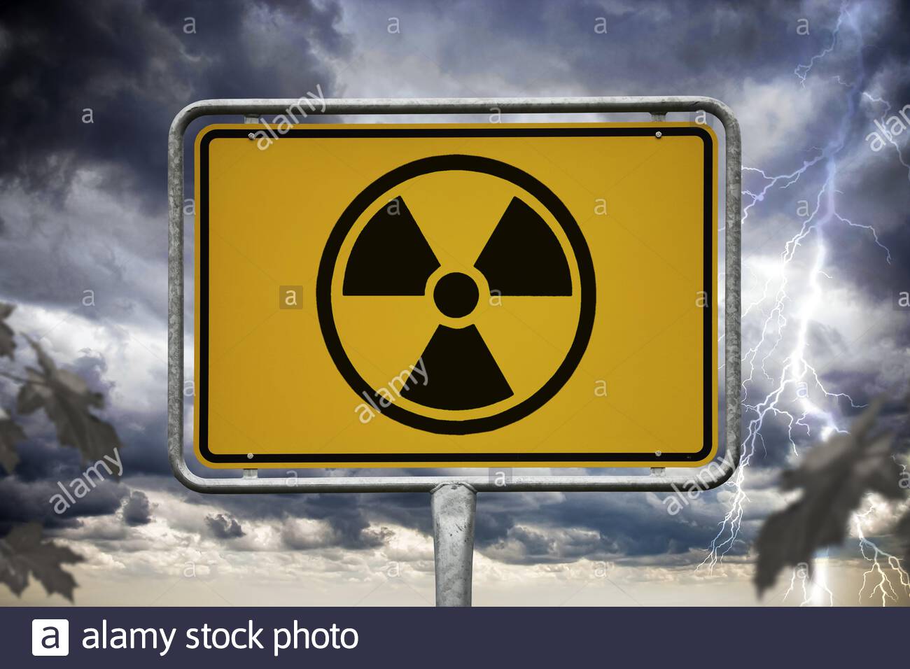 Radioactive Pollution Stock Photos & Radioactive Pollution Stock Images ...