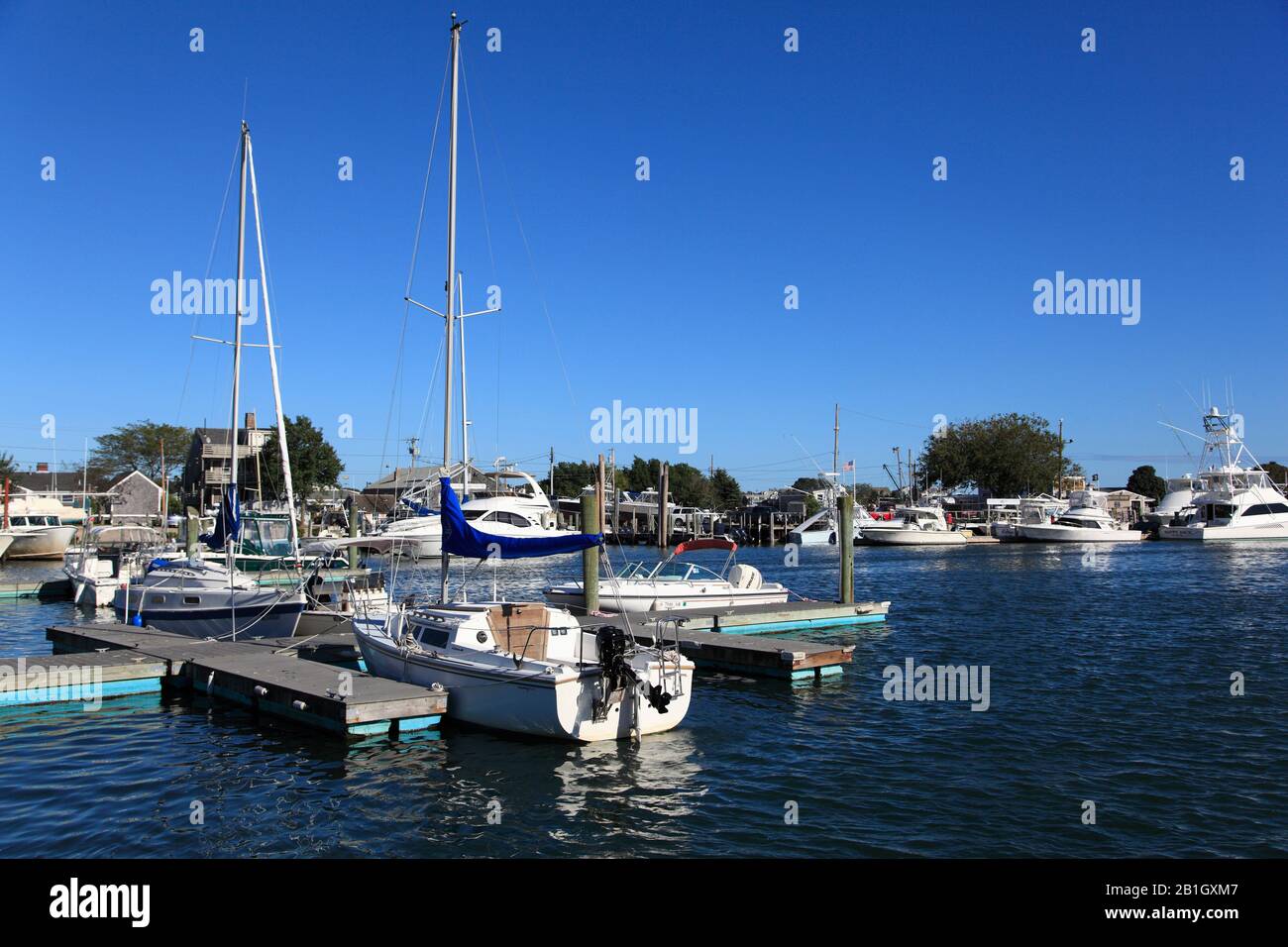 Boats, Port, Harbor, Hyannis, Cape Cod, Massachusetts, New England, USA ...