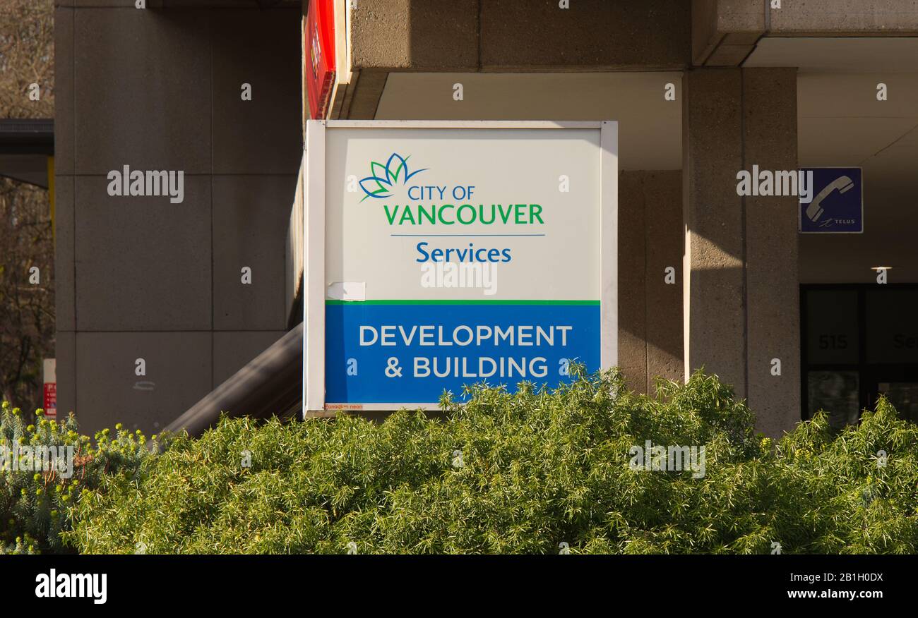 Service canada logo hi-res stock photography and images - Alamy