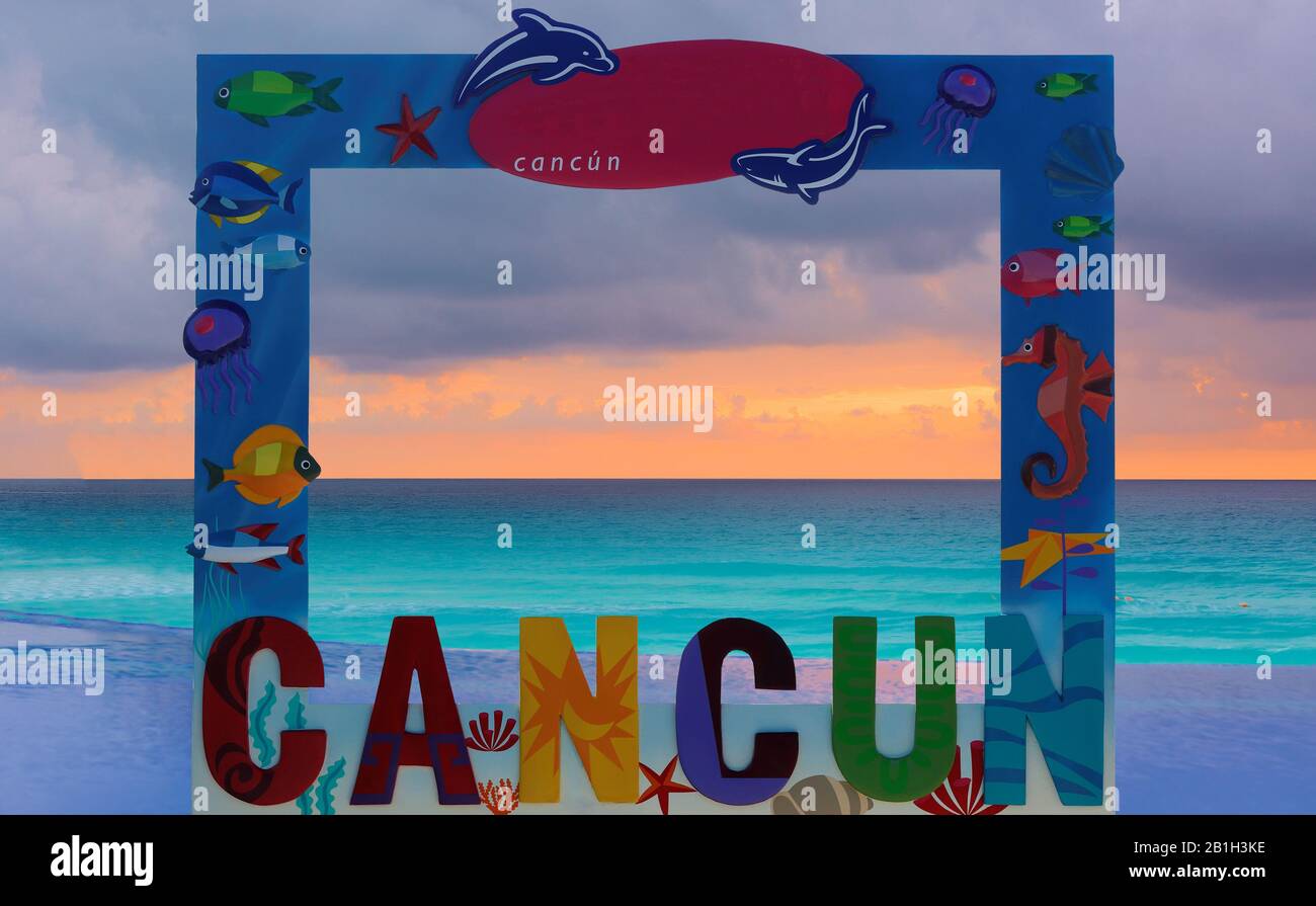 Beautiful sunset at the Zona Hotelera, a long, beachfront strip of high ...