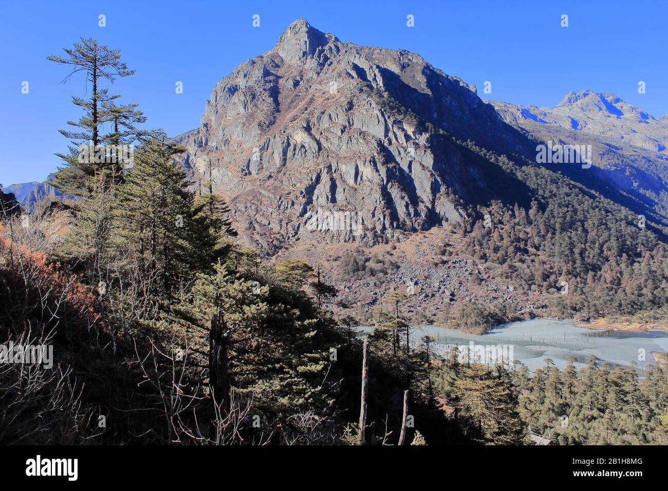 scenic landscape and birds eye view of madhuri lake or sangetsar tso ...