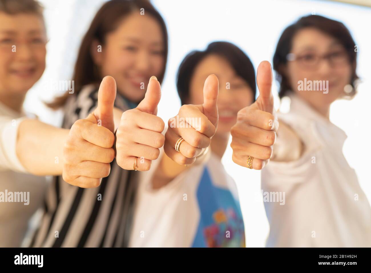 Four japanese women hi-res stock photography and images - Alamy