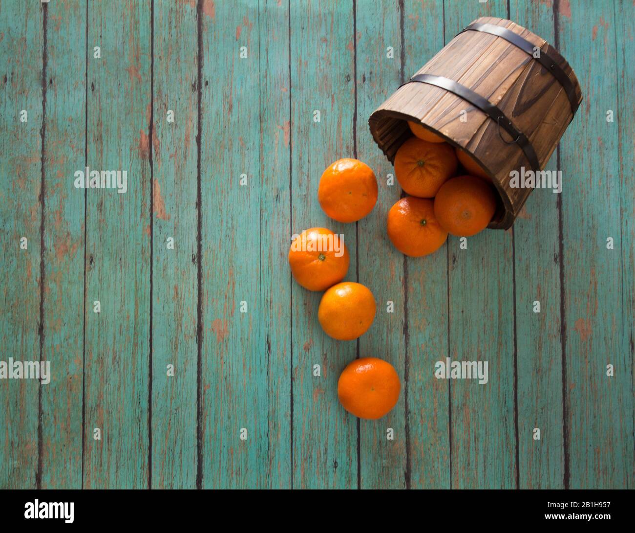 Dropped fruit hi-res stock photography and images - Alamy