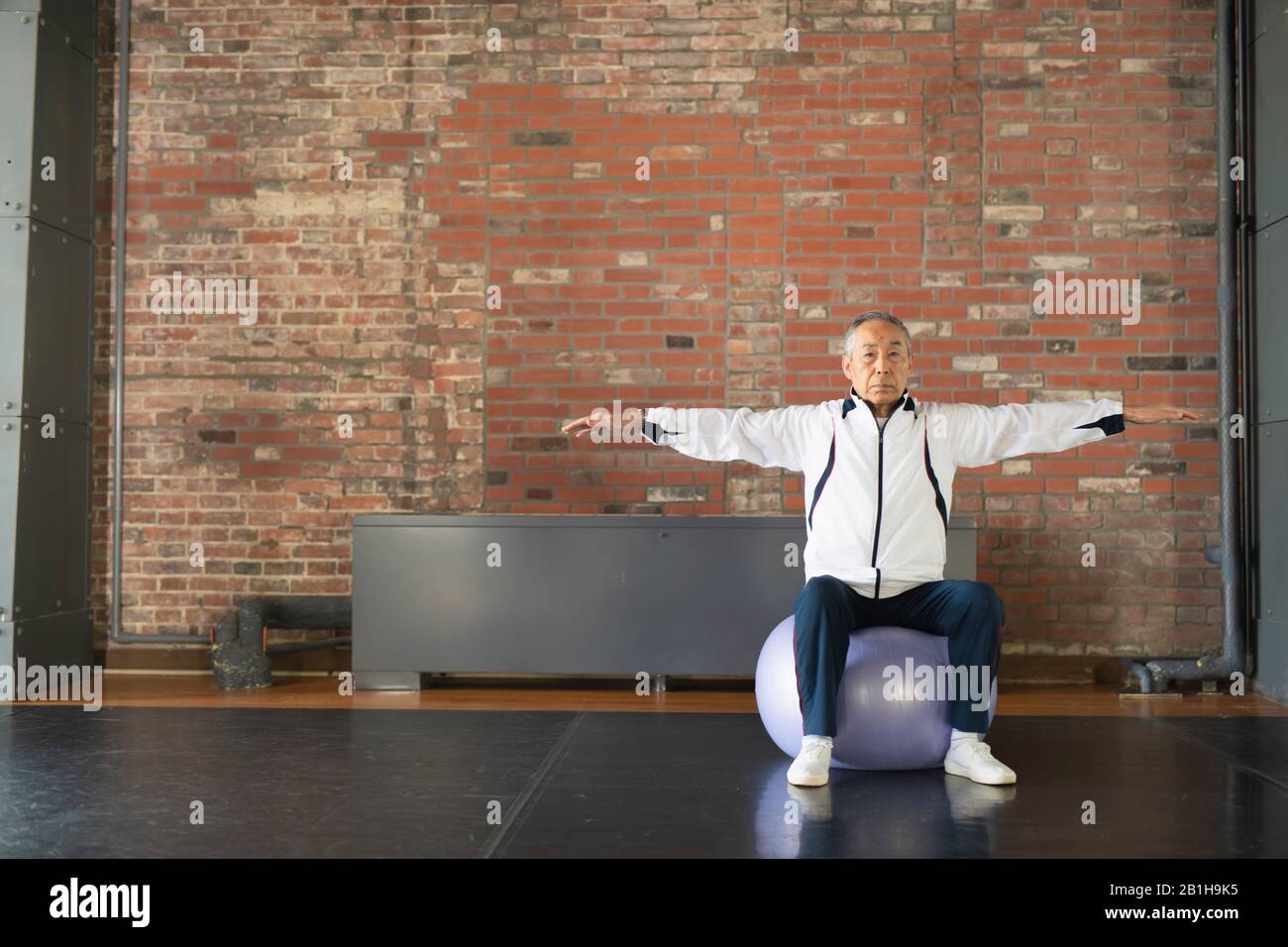 Core training hi-res stock photography and images - Alamy