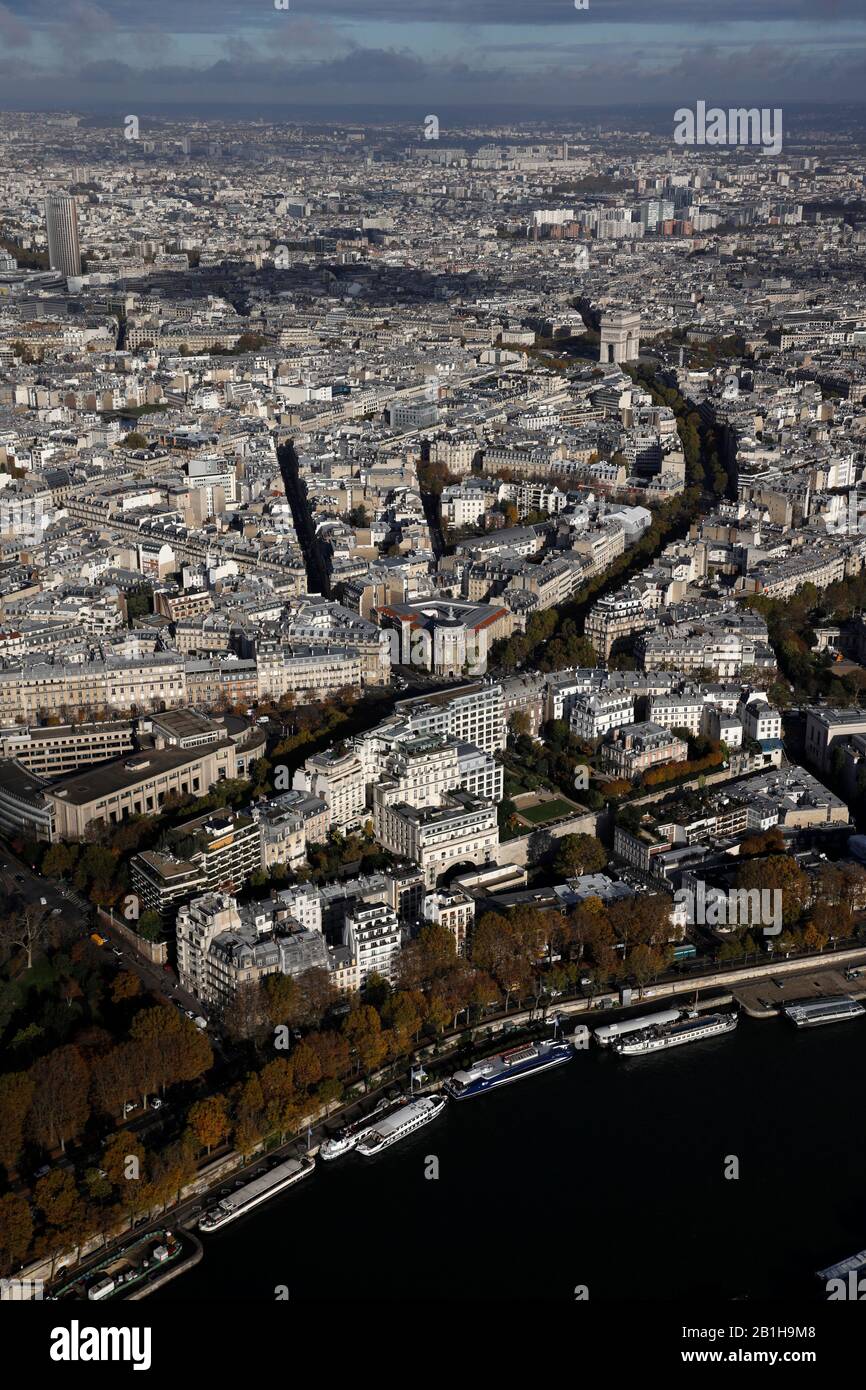 Aerial view of Paris with Arc de Triomphe in the background.Paris ...