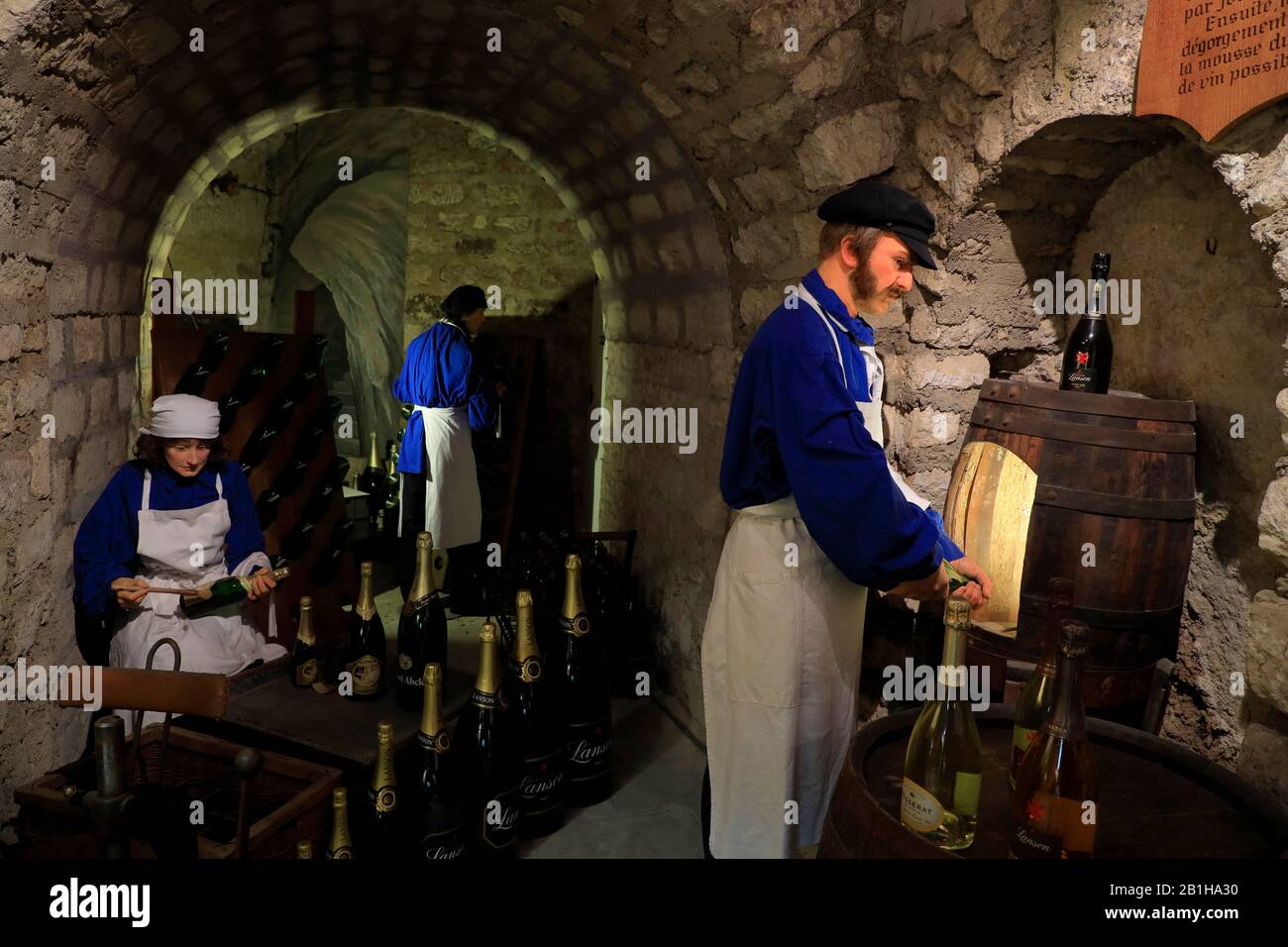 Musee du vin paris france hi-res stock photography and images - Alamy