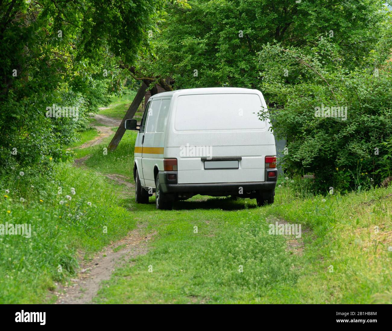 Green mini van hi-res stock photography and images - Alamy