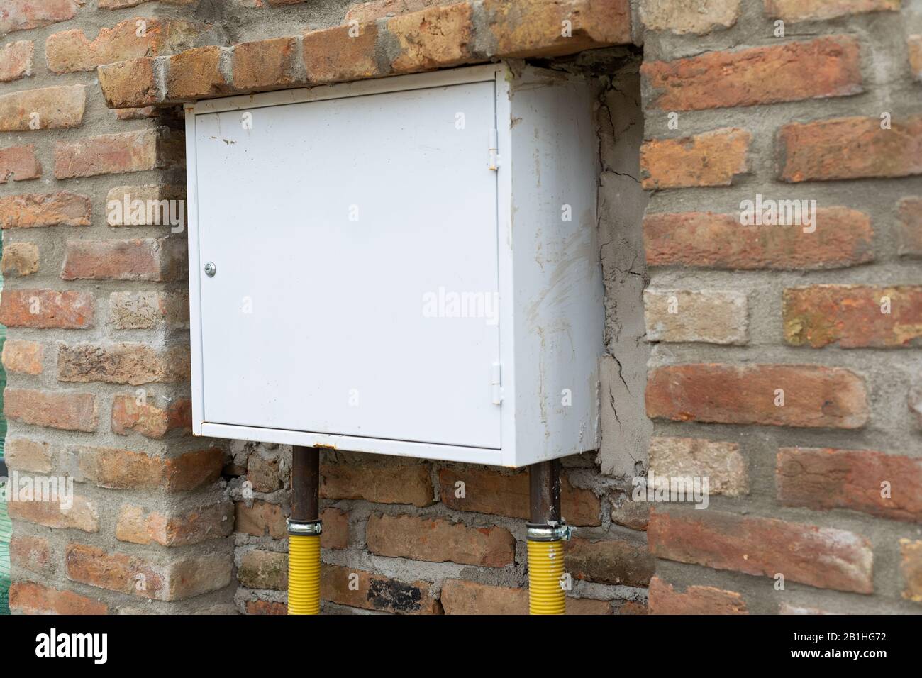 Picture of a gas meter installation on a house wall Stock Photo - Alamy