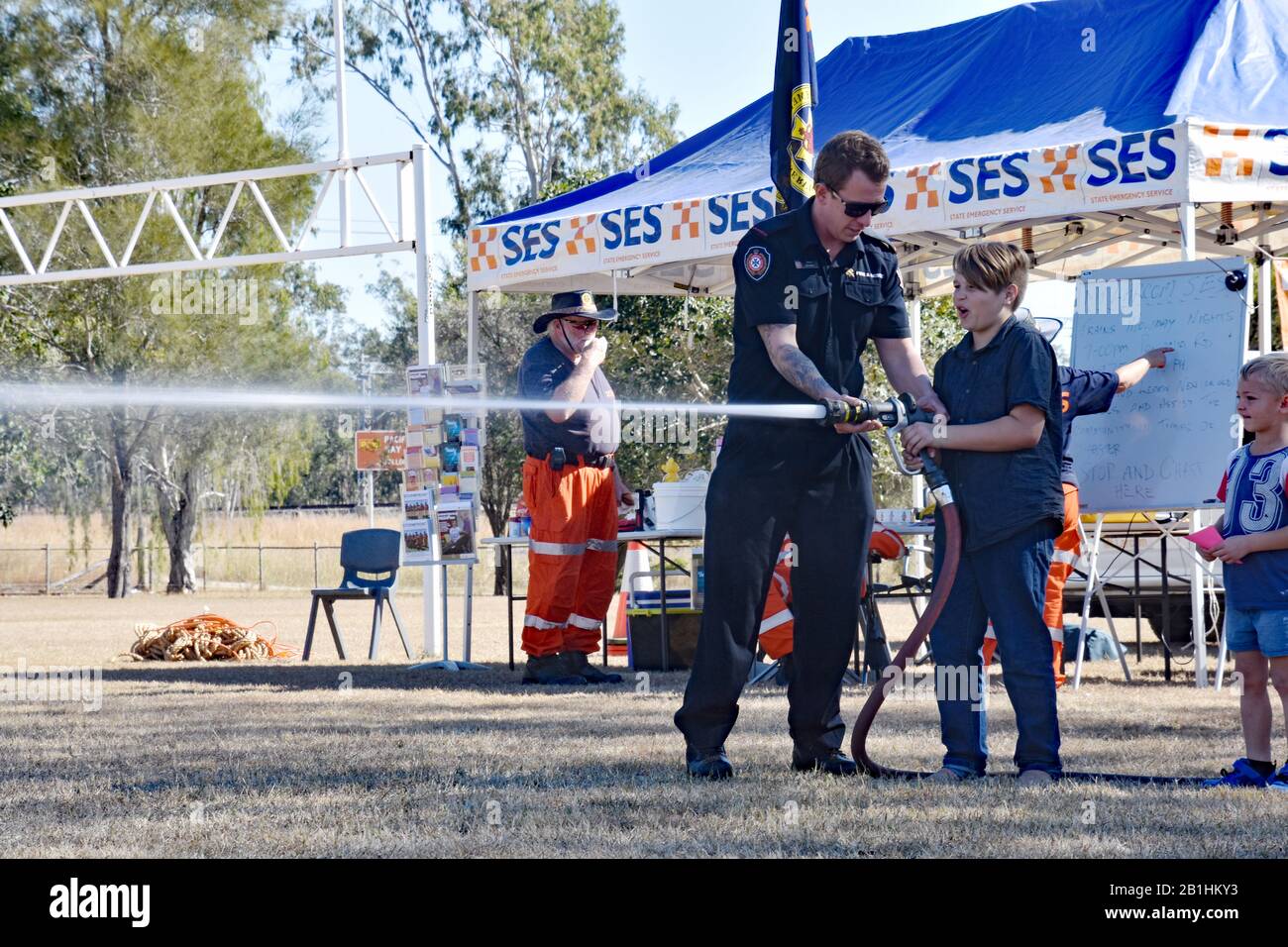 Children competeing in fun games hi-res stock photography and images ...