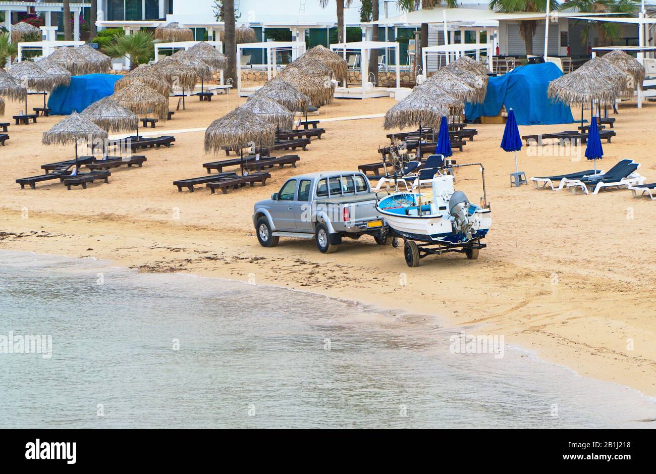 Car with a trailer and a motor boat on the seashore Stock Photo - Alamy