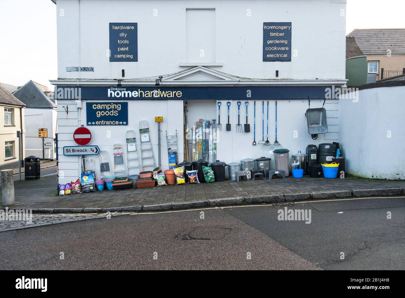 Hardware items hi-res stock photography and images - Alamy