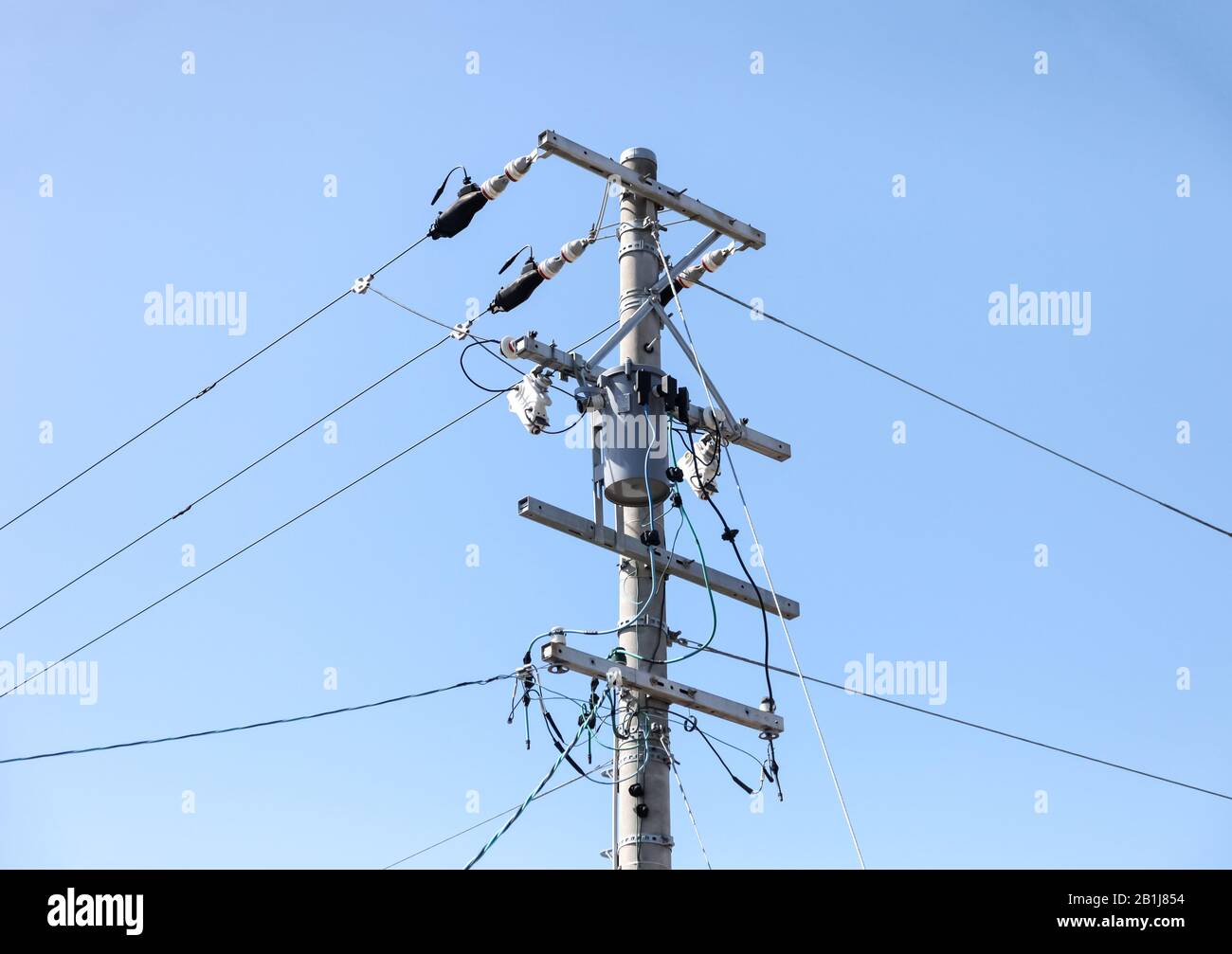 Cell tower cables hi-res stock photography and images - Alamy