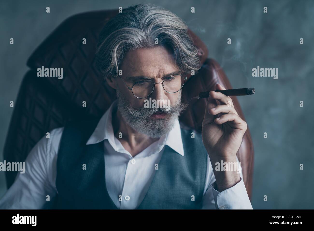 Close up photo of minded pensive dreamy old man boss have rest relax ...