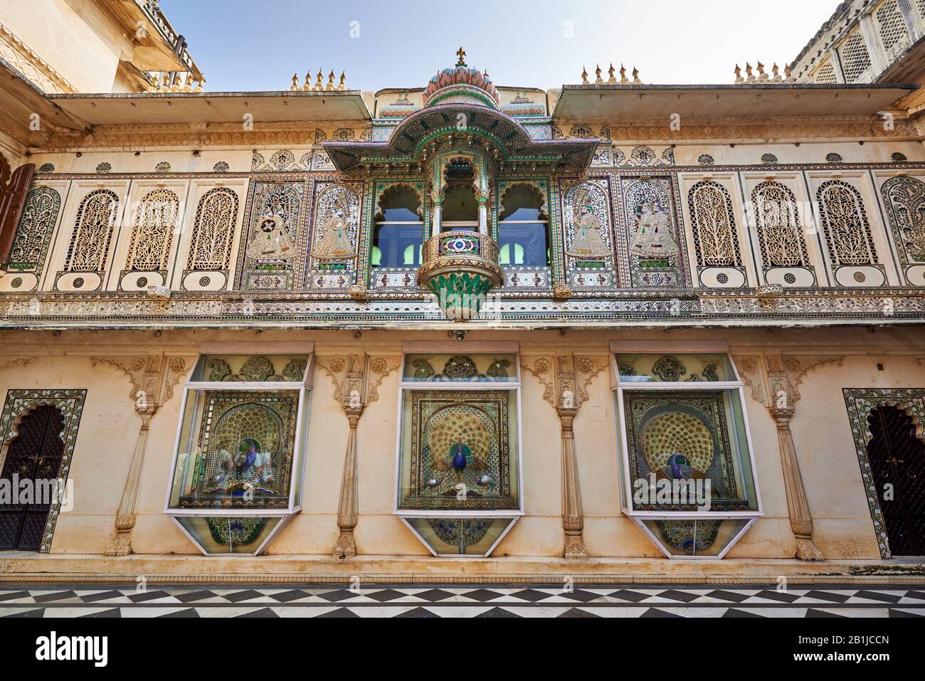 The glass courtyard hi-res stock photography and images - Alamy