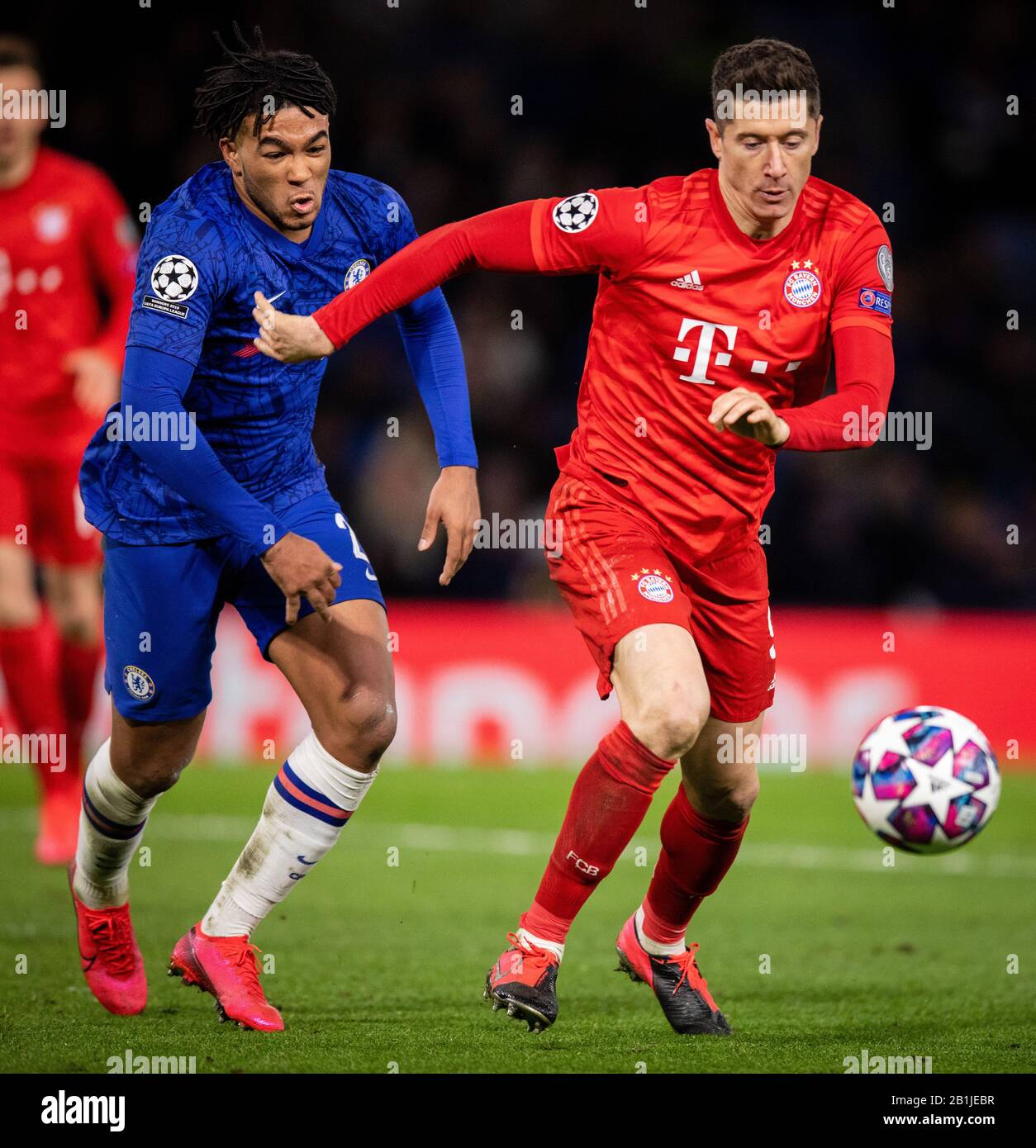 Robert lewandowski 2020 hi-res stock photography and images - Alamy