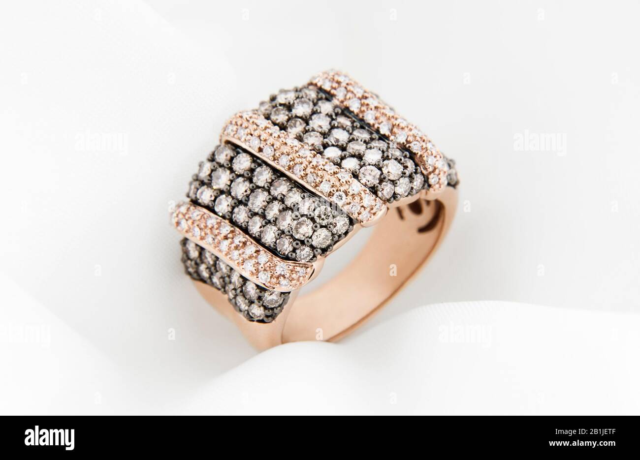 Luxury floral background soft hi-res stock photography and images - Alamy