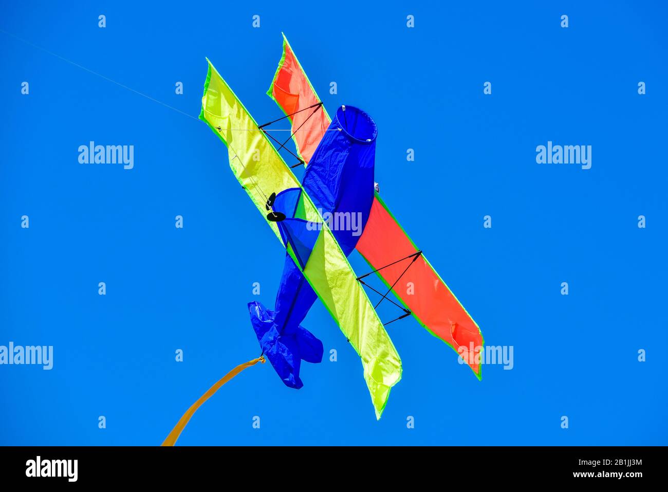 Static kites hi-res stock photography and images - Alamy