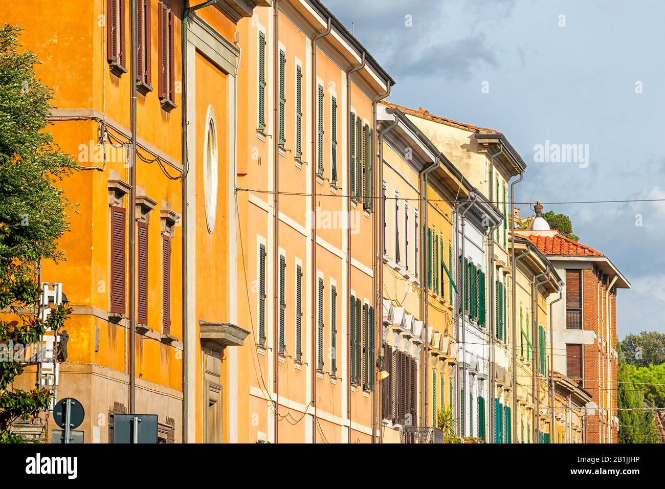 row of houses, Italy, Pisa Stock Photo - Alamy