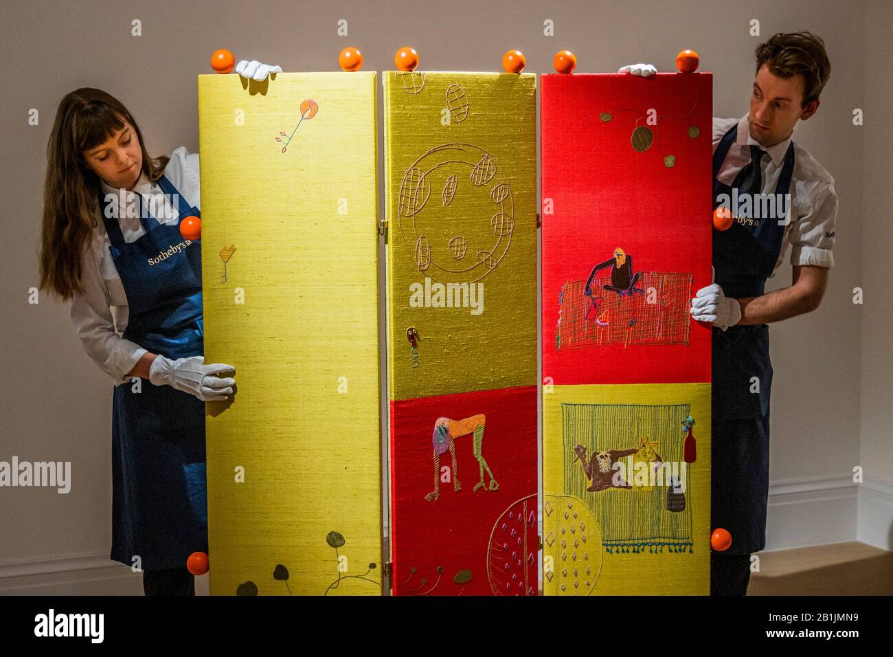 Fine cell work hi-res stock photography and images - Alamy