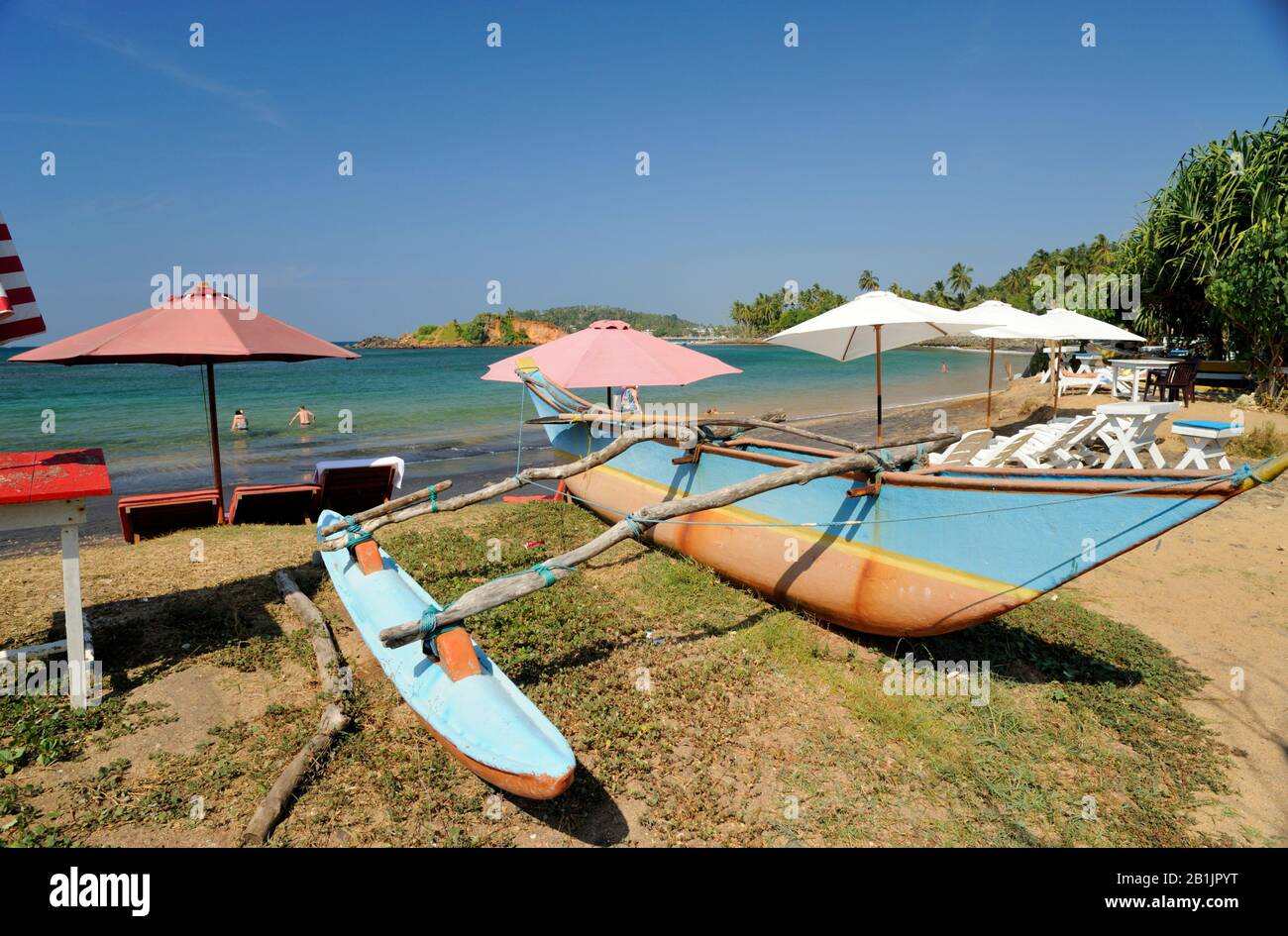 Sri Lanka, Mirissa beach, traditional fishing boat Stock Photo - Alamy Sri Lanka, Mirissa beach, traditional fishing boat Stock Photo - Alamy