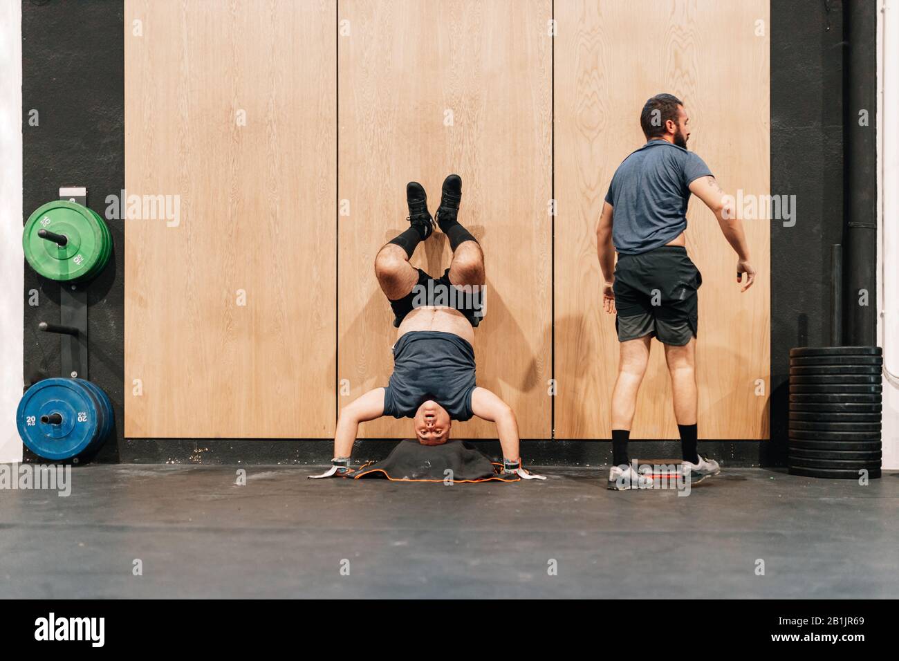 Handstand walk hi-res stock photography and images - Alamy